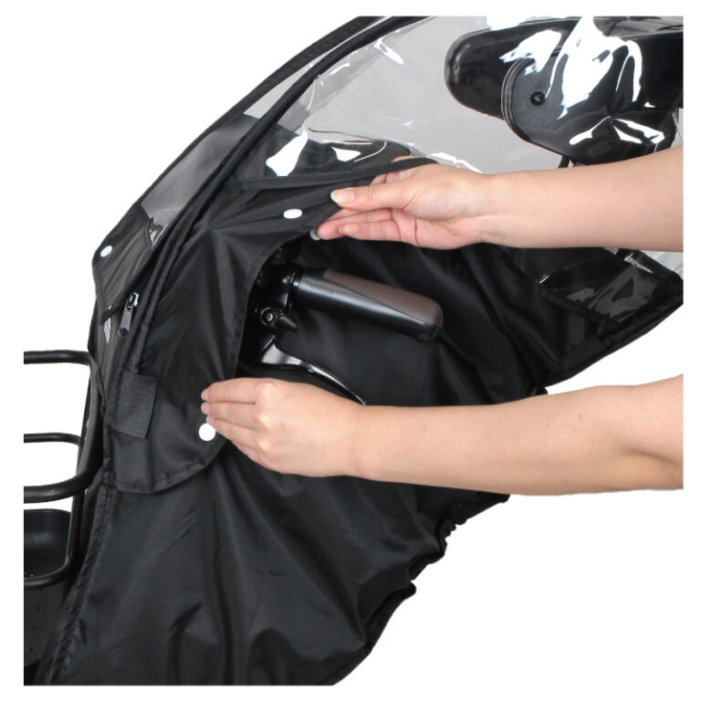 【Bスタイル】あと付けフロントチャイルドシート用レインカバー D-5FA-BB01 – 大久保製作所